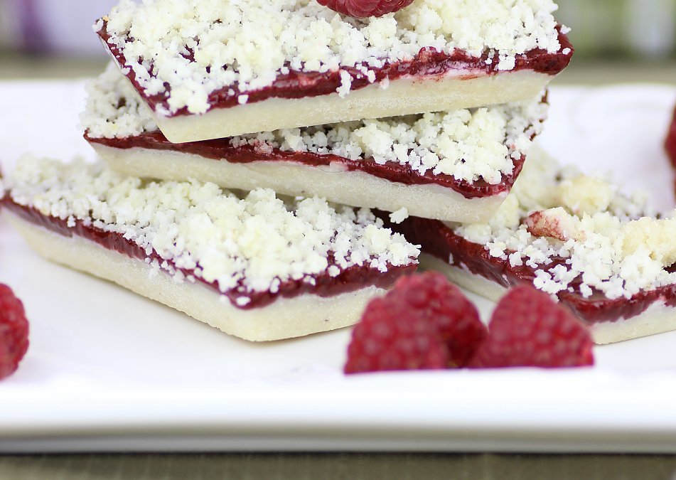 Raw raspberry bars recipe | The Rawtarian