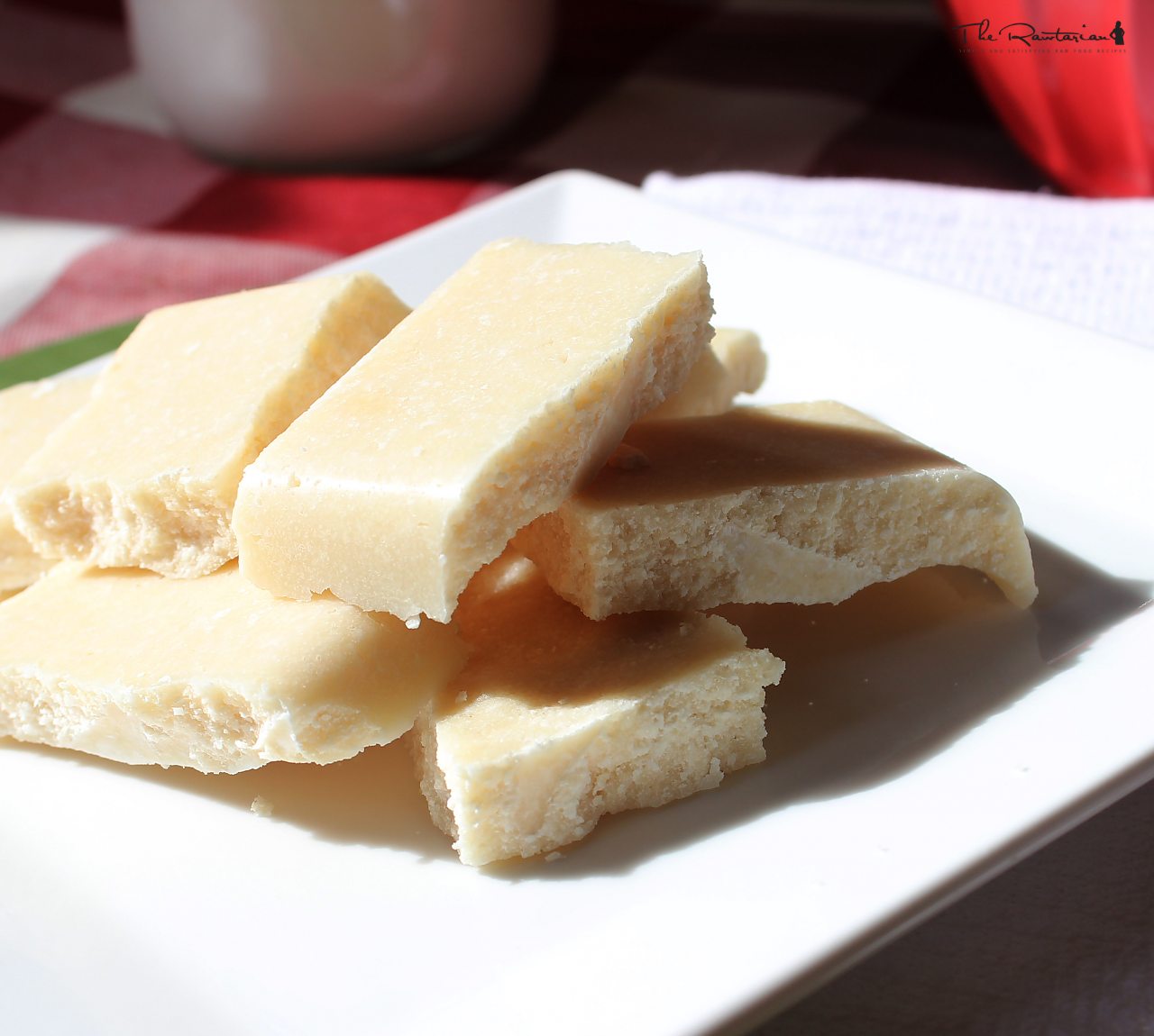 Raw white chocolate bars | The Rawtarian